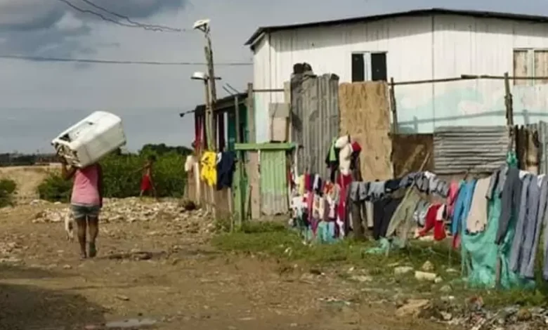 Cerca De 1500 000 Colombianos Salieron De La Pobreza En 2022 La Voz
