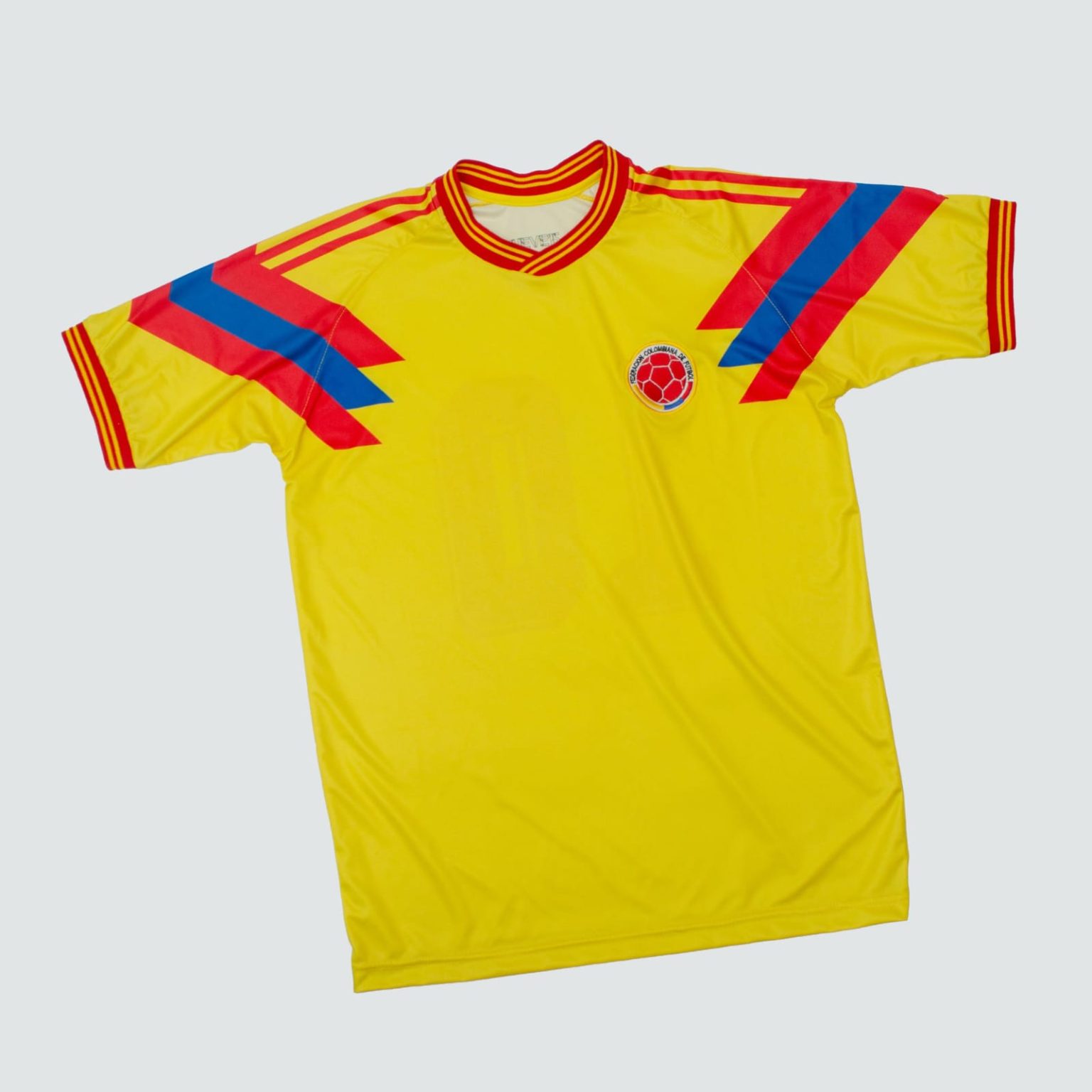 ¡La camiseta retro de Colombia 1990 vuelve a enamorar! Nostalgia y ...